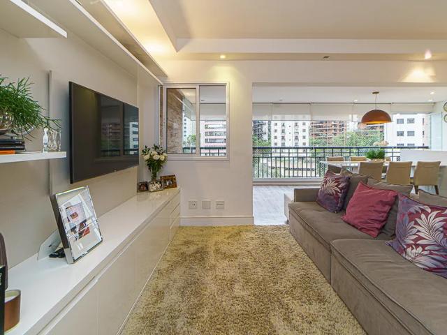 Apartamento alto padrão à venda no Condomínio Reservé 650 no Vila Andrade em São Paulo