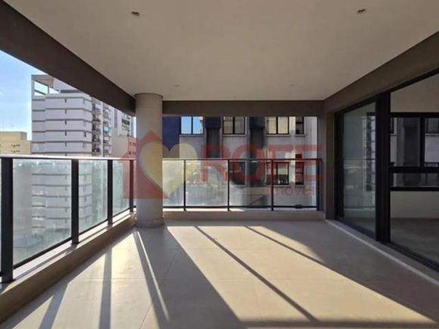 Apartamento Alto Padrão à Venda em Pinheiros com Sofisticação, Conforto e Localização Privilegiada