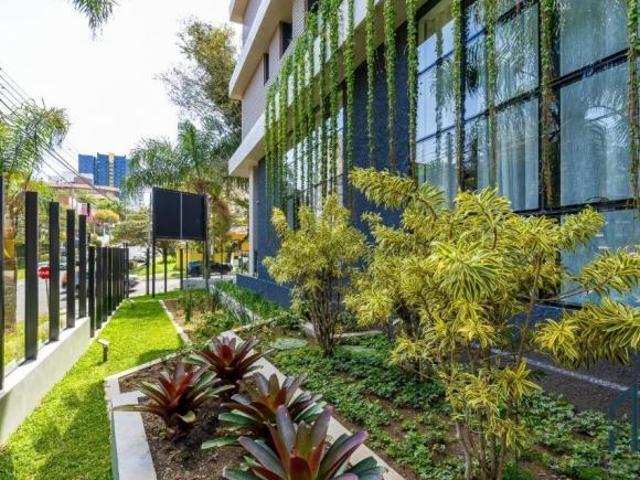 Apartamento Alto Padrão a venda, 03 quartos c/suíte, 02 vagas, no Mercês/Bigorrilho em Curitiba PR