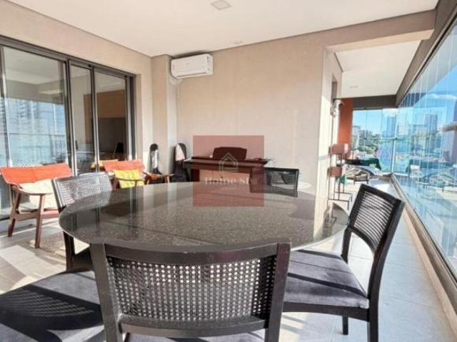 Apartamento alto padrão, 120m2, 3 suites e 2 vagas na Chácara Santo Antônio, pronto para morar
