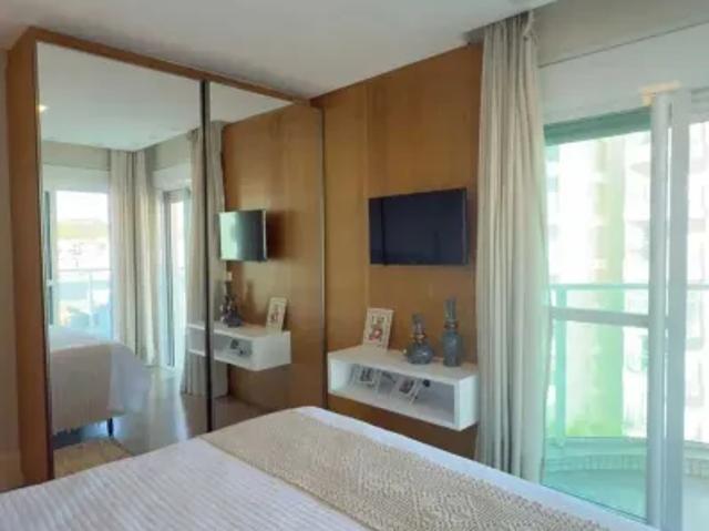 Apartamento alto padrão com 3 suítes e 3 vagas de garagem na Praia Brava Itajaí/SC