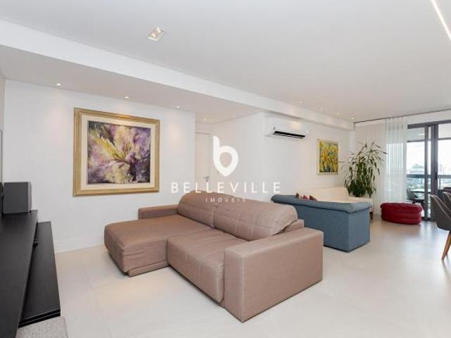 Apartamento alto padrão com 3 suítes, 3 vagas de g