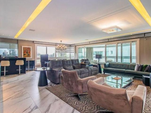 Apartamento Alto Padrão com 3 Suítes e 4 Vagas no bairro Bela Vista
