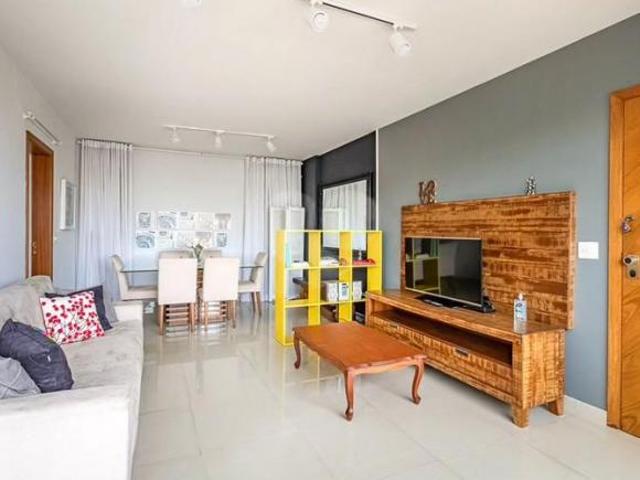 Apartamento Alto Padrão com 3 Suítes e Varanda Gourmet em Alto de Pinheiros