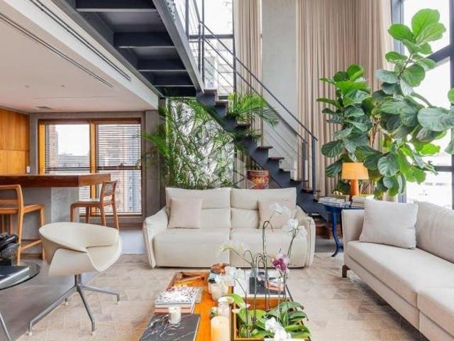 Apartamento Alto Padrão com 3 Suítes e Vista Panorâmica