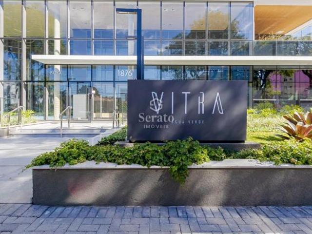 Apartamento alto padrão com 3 suítes no Água Verde