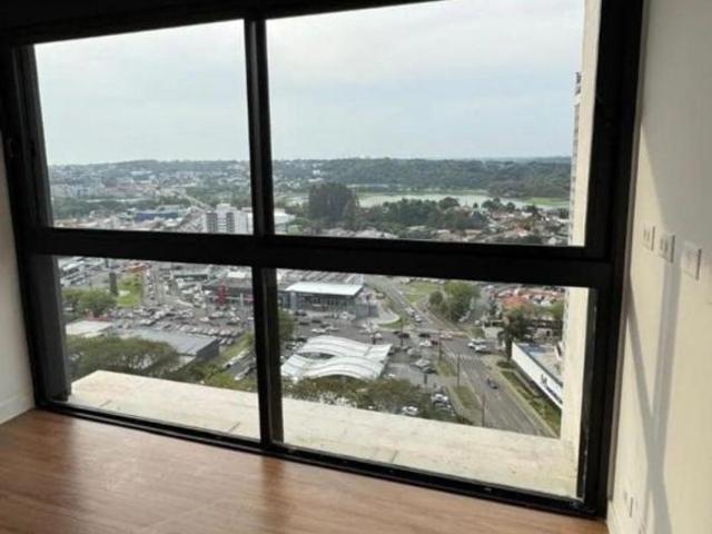 Apartamento alto padrão com 165 mtrs privativos. 3 quartos, 3 suites, 3 vagas de garagem