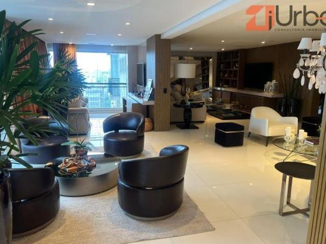 Apartamento Alto Padrão com 266m², 5 vagas em Perdizes