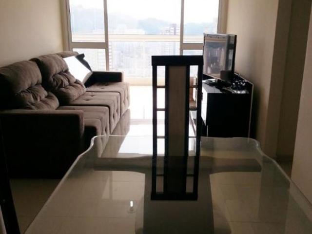 Apartamento alto padrão com 2 suítes e Varanda Gourmet na Praia do Gonzaga em Santos / SP