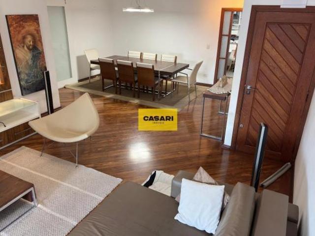 Apartamento Alto Padrão com 4 Suítes e Vista Livre à Venda – Próximo à Av. Kennedy e Rod. Anchieta –