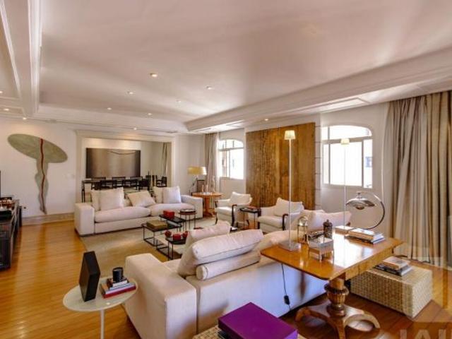 Apartamento alto padrão, com vista livre para o verde em prédio com lazer completíssimo!