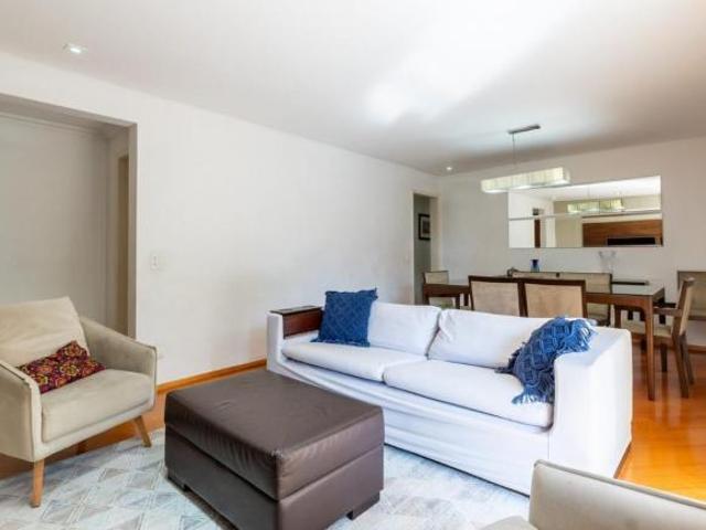 Apartamento Alto Padrão de 115m² com 3 Quartos e 2 Vagas à Venda no Campo Belo