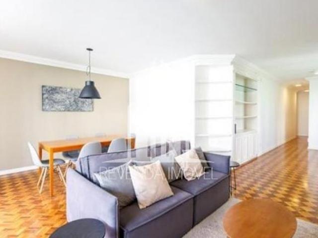 Apartamento Alto Padrão de 185m² com 3 Quartos e 1 Vaga à Venda