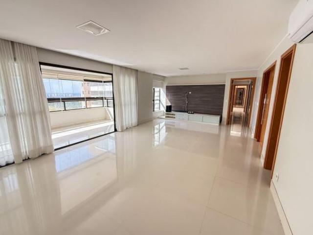 Apartamento Alto Padrão de 202m² com condição Estratégica de Compra