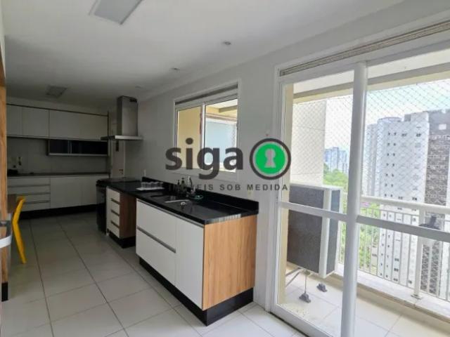 Apartamento alto padrão de 223 m2 para locação, mobiliado, com 4 quartos e 4 vagas na Vila Andrade