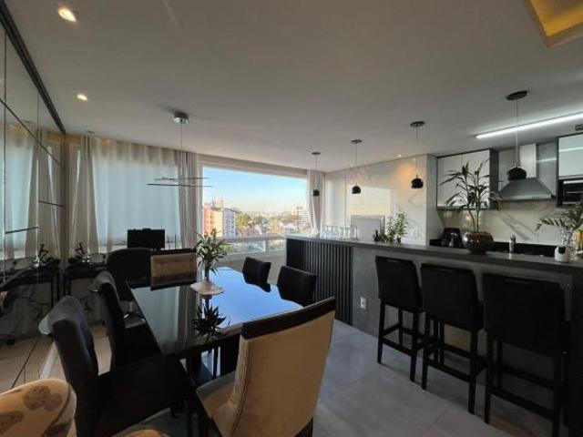 Apartamento Alto Padrão de 2 dormitórios, com suíte, vaga dupla, no Centro de Esteio/RS