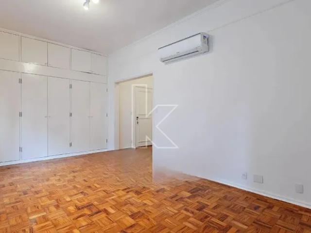 Apartamento Alto Padrão de 313m² de 3 Quartos com 2 Vagas