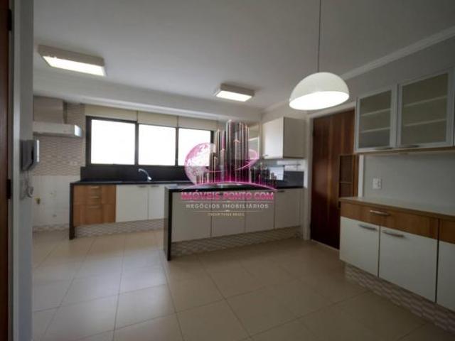 Apartamento Alto Padrão em Cambuí, Campinas/SP