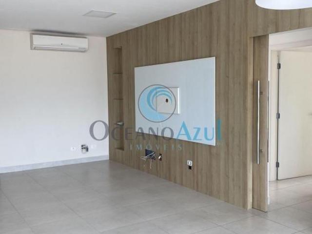 Apartamento alto padrão em Indaiá Caraguata.