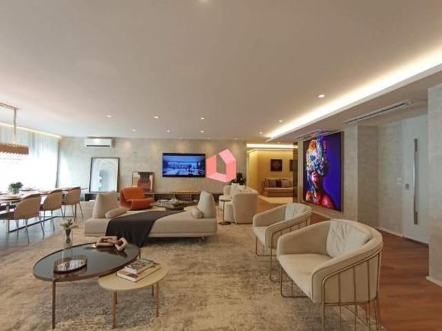 [Apartamento Alto Padrão em Moema São Paulo Sendo 03 Suítes, 03 Vagas ]
