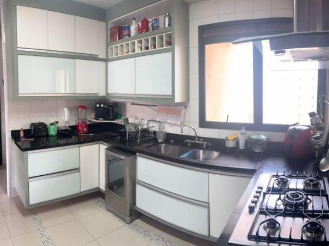 Apartamento alto padrão em Perdizes com 158m², 3 suítes, 3 vagas, varanda gourmet e lazer completo p