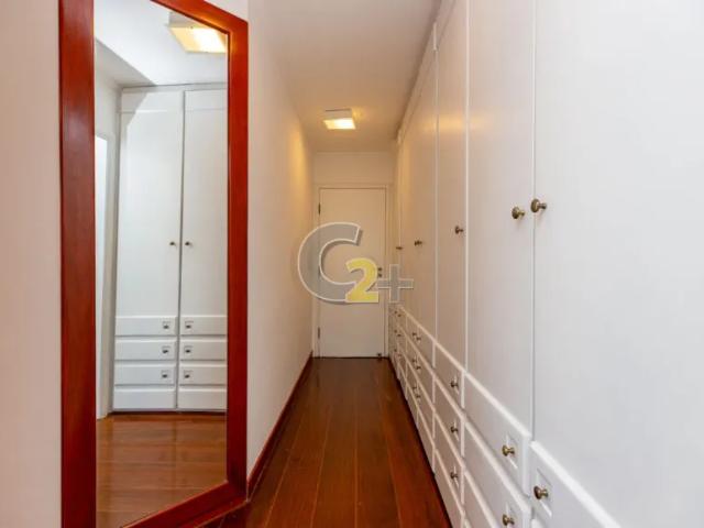 Apartamento alto padrão Jardim Paulista 3 suítes 4 vagas