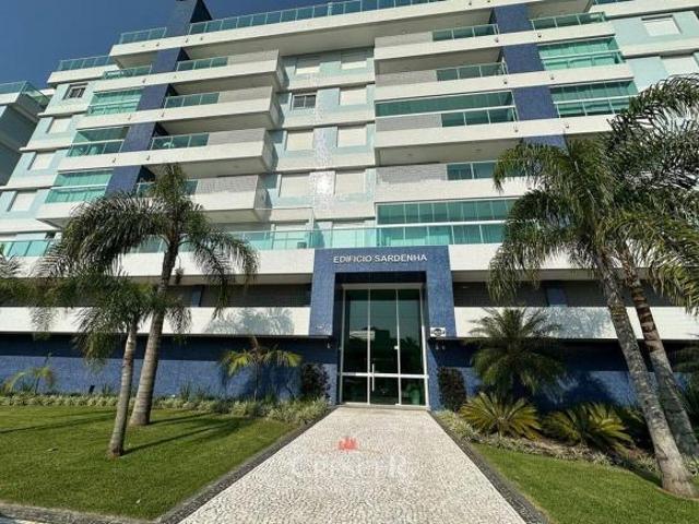 Apartamento alto padrão mobiliado à venda em Caiobá