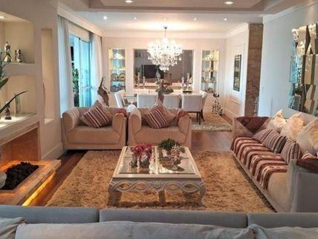 Apartamento Alto Padrão na Vila Andrade de 4 Quartos com 4 Vagas 300m² à Venda