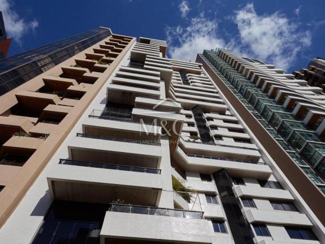 Apartamento Alto Padrão no Batel | 4 Quartos | 3 V