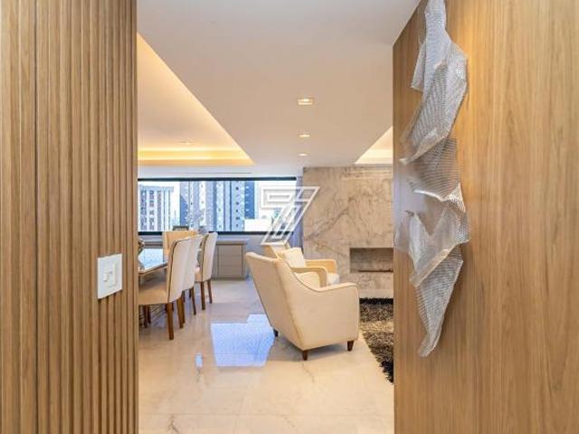 Apartamento alto padrão no Bigorrilho, Edificio M