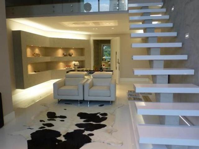 Apartamento alto padrão no Brooklin, duas suítes, duas vagas de garagem 170m !