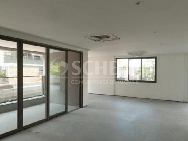 Apartamento Alto Padrão no Campo Belo 210 m² | 4 Suítes | 3 Vagas