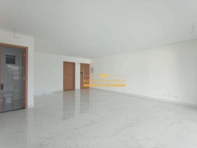 Apartamento alto padrão no Canto do Forte
