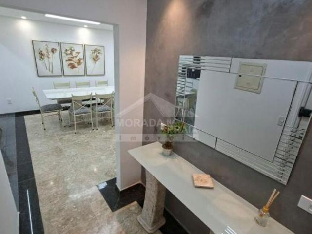 Apartamento Alto Padrão no FORTE, 3 dormitórios, 3 VAGAS, confira na imobiliária em Praia Grande