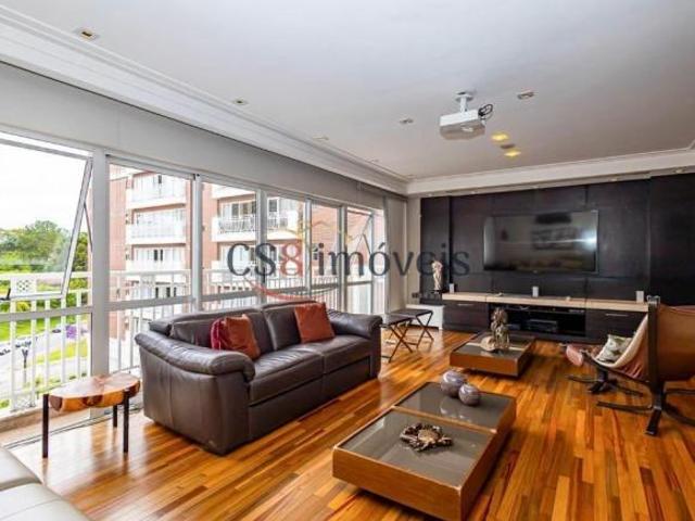 Apartamento Alto Padrão no Hugo Lange | 214m² | 4 Quartos | Elevador Privativo | Twin Village