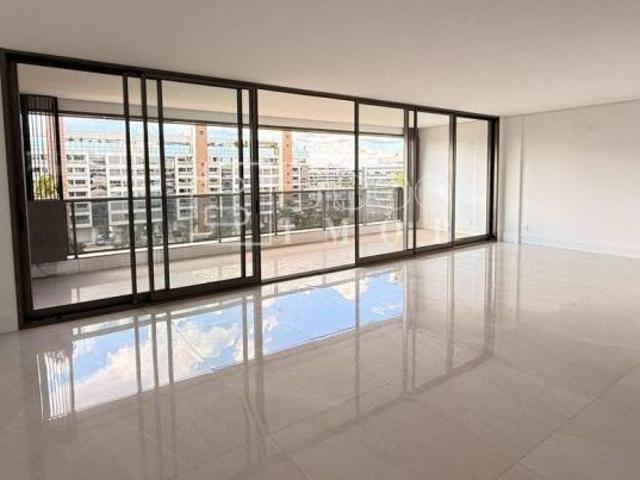 APARTAMENTO ALTO PADRÃO NO NOROESTE, 4 SUÍTES, 4 VAGAS DE GARAGEM