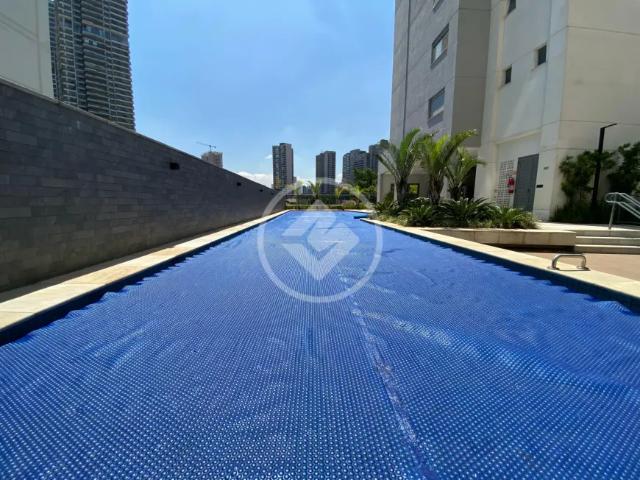 Apartamento Alto Padrão para Venda no Brooklin, 3 Suítes, 5 Banheiros, 3 Vagas de Garagem, 180 m², Á
