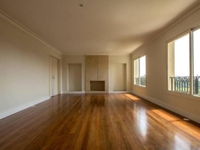 Apartamento alto padrão para venda possui 628 m2 e 04 suites J Guedala Morumbi