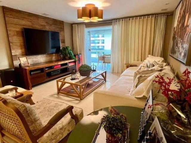 Apartamento alto padrão, Porteira Fechada 3 Suítes, vaga box em Aparecida, Santos Avanti Imóveis