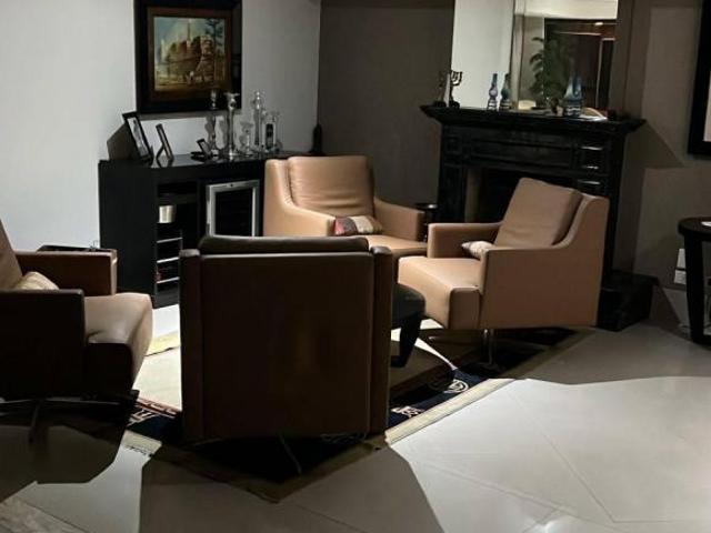 Apartamento Alto Padrão Reformado