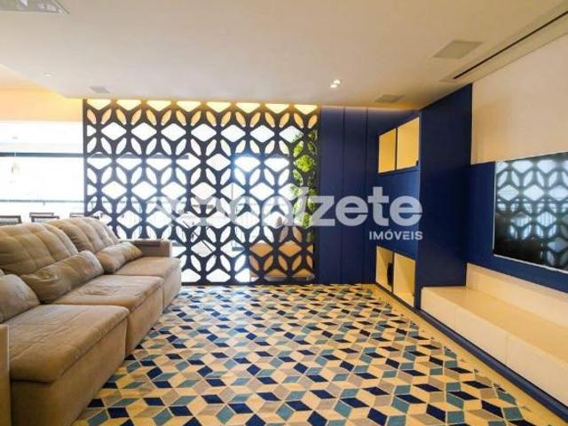 Apartamento Alto Padrão ROYALE à venda em Vila Gilda, Santo André – 236 m² 3 suites, 4 vagas