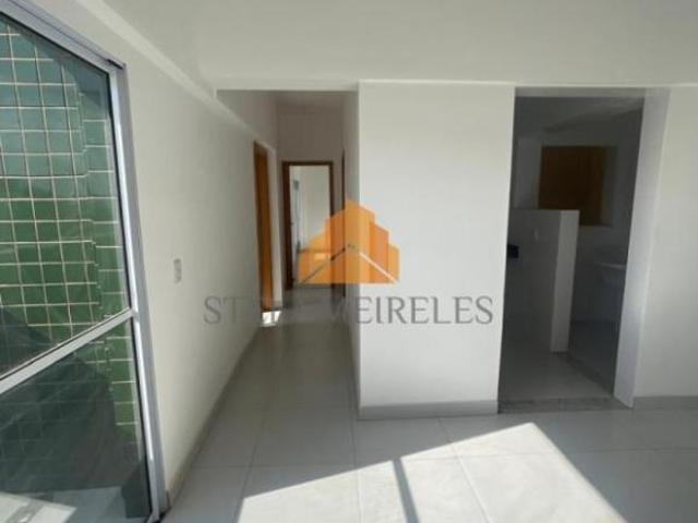 Apartamento amplo 03 quartos, suíte,02 banheiros, 02 vagas de garagem, prédio com elevador