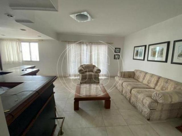 Apartamento amplo, 309m², ótima localização!