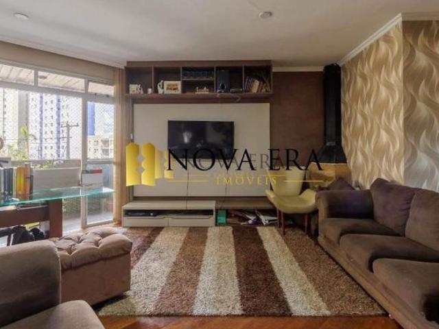 Apartamento amplo 3 quartos, 140 m² privativos, churrasqueira, no Água Verde