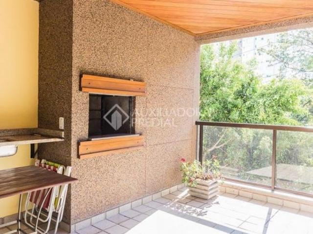 APARTAMENTO AMPLO VENTILADO COM LINDA VISTA