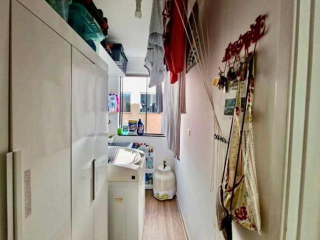 APARTAMENTO AMPLO À VENDA NO VILLAGE SÃO LUÍS R$ 380 mil !
