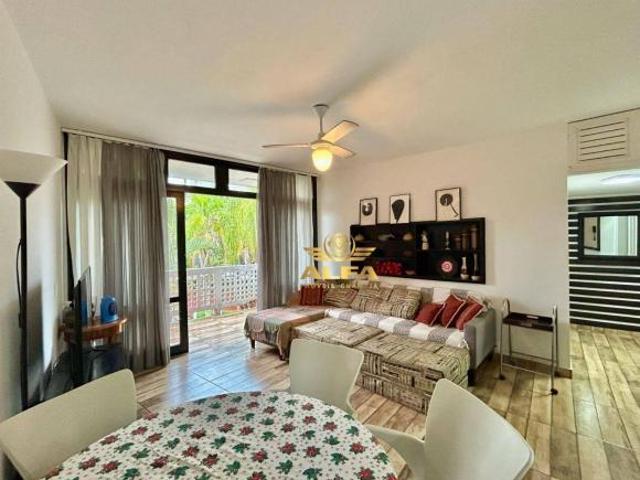 Apartamento Amplo à Venda com Sacada e Lazer na Praia da Enseada – Alfa Imóveis Guarujá