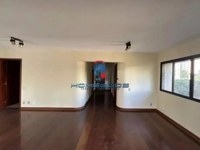 Apartamento amplo com 3 suítes, ao lado do colégio Progresso. Coração do Cambuí em Campinas