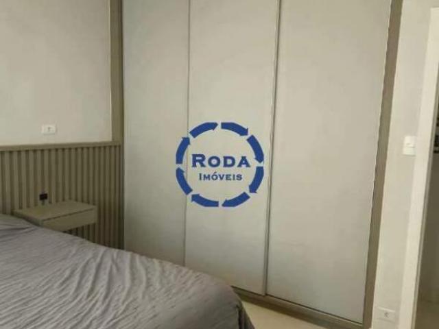 Apartamento amplo com 126 m², 3 dormitórios e localização próxima à praia no Gonzaga