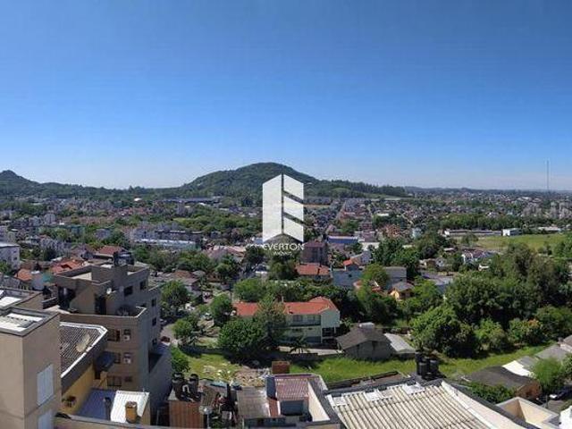 Apartamento amplo com 1 dormitório, sacada, 1 vaga de garagem e do lado da Fadis